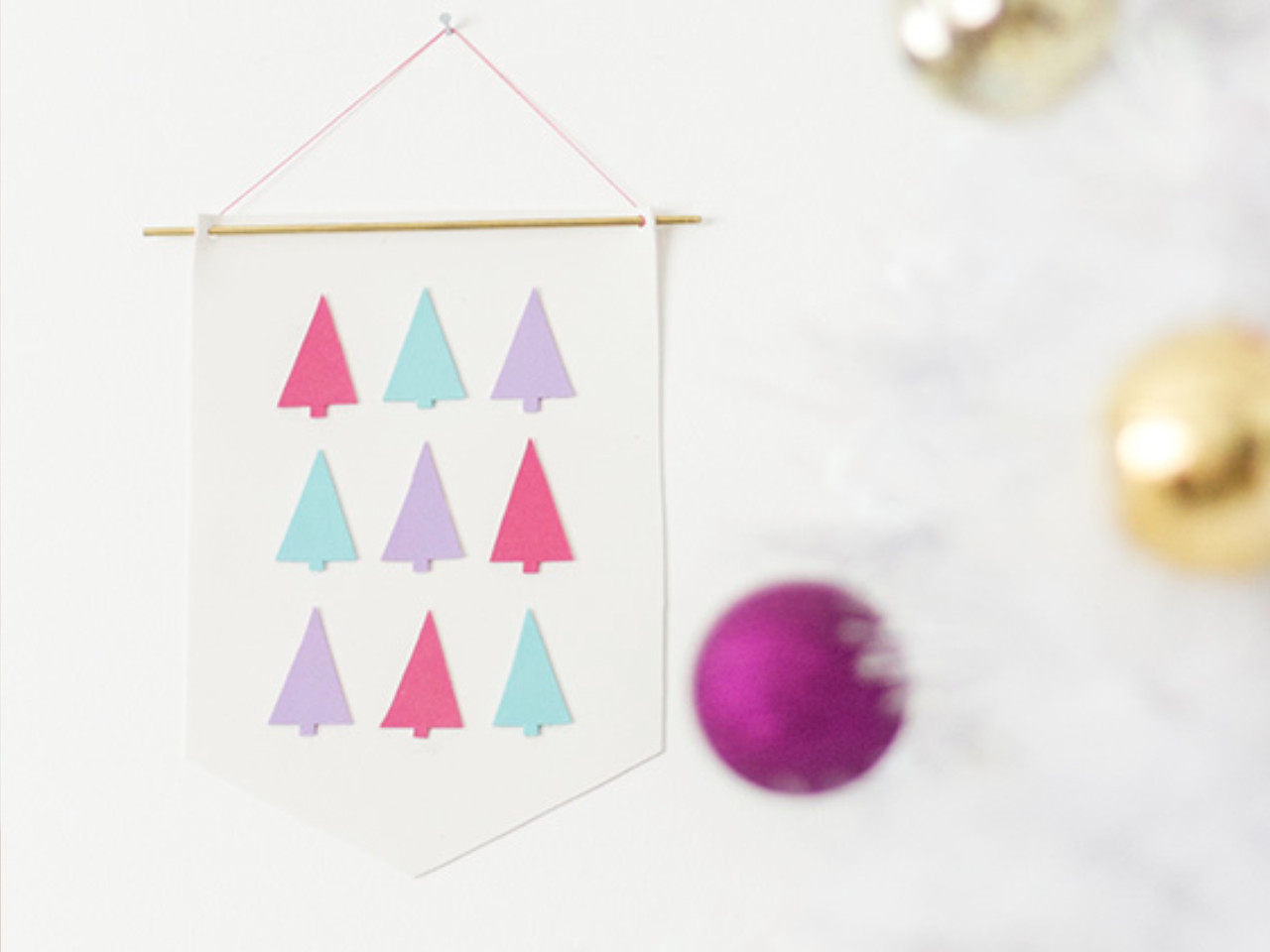 Space Saving Christmas Tree Ideas For Your Apartment Refresh 365